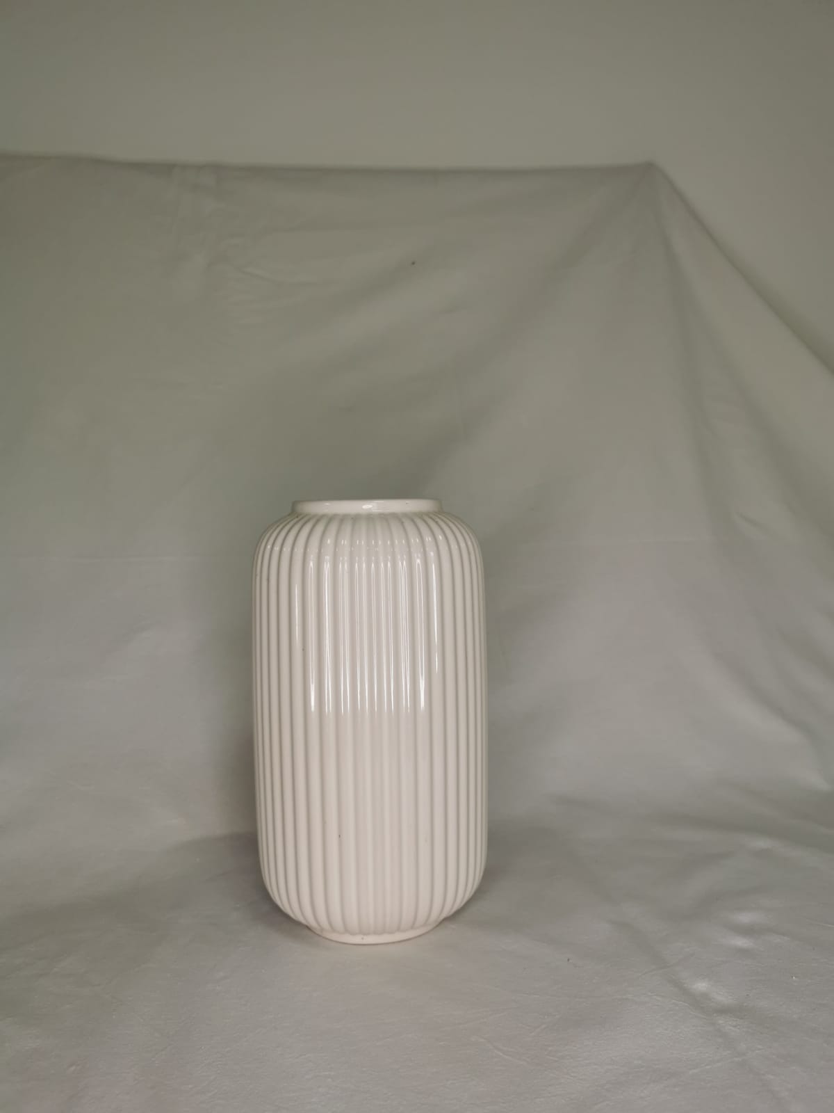 Vase blanc en céramique - La Malle Enchantée